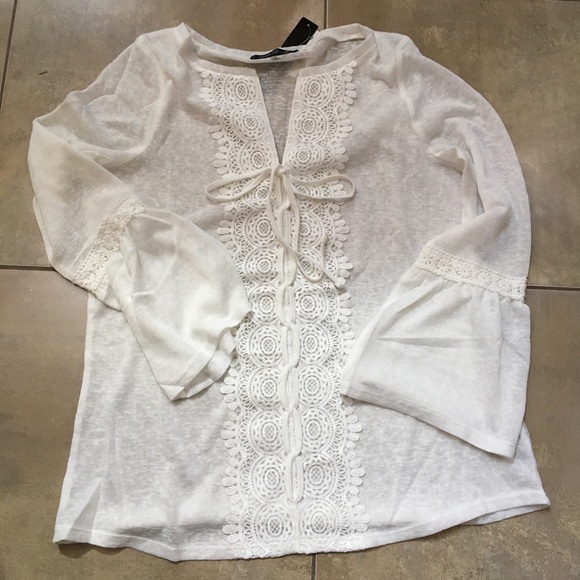 august silk | Tops | August Silk Bohemian Bell Sleeve Offwhite Tunic ...